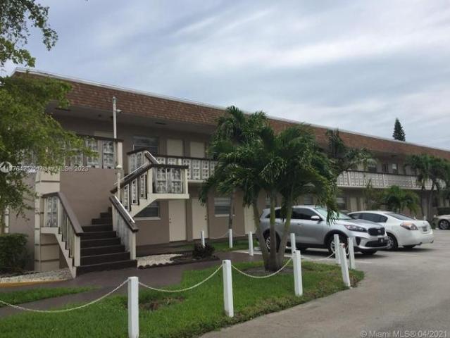 2832 Fillmore St #21, Hollywood, FL 33020