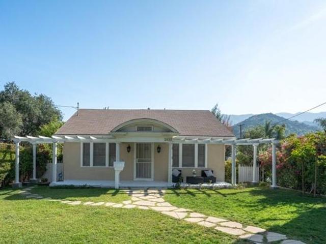 2832 Hermosa Ave, La Crescenta, CA in Glendale, California