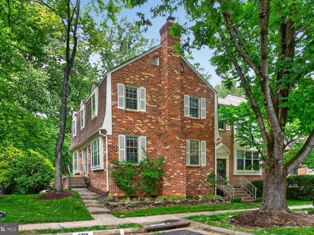2832 Kelly Square