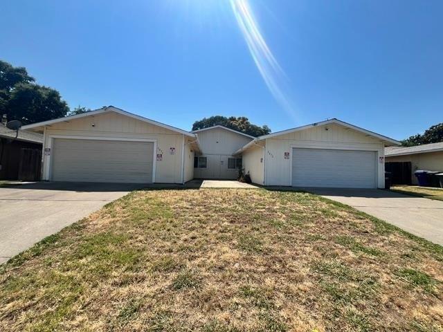 2832 Pepper Oaks Dr, Sacramento, CA 95827