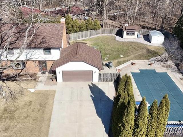 2832 Riva Ridge Cir, Cottage Grove, WI 53527