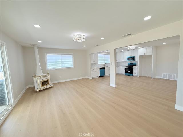 28330 Hampshire Dr, Menifee, CA 92587 | MLS #IG26092