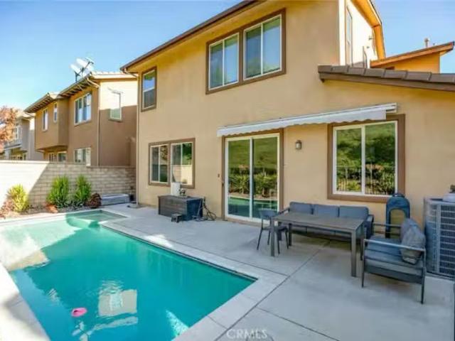 28335 ESPLANADA DR, VALENCIA, CA 91354 Condo/Townhome For Sale.