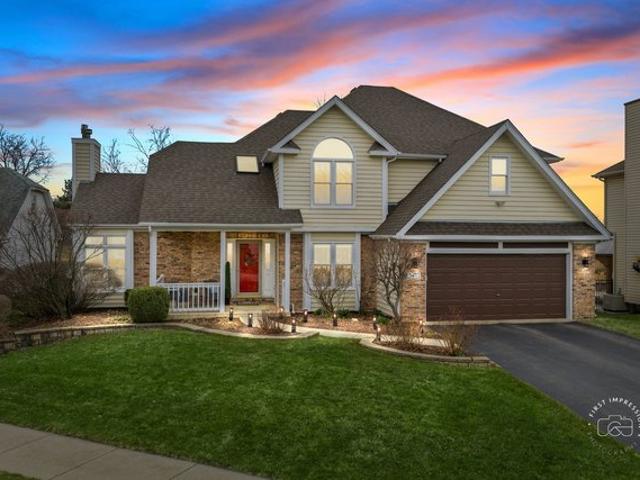 2833 Mapleside Ct, Aurora, IL 60502