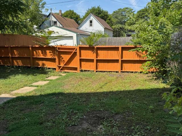 2833 N 18th St, Unit 2835
