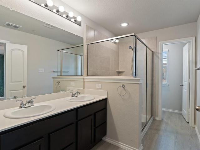 2833 Bellflower Drive