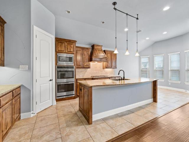 2833 Exeter Drive