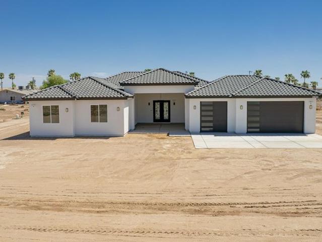 2833 E County 18 1/2, Yuma, AZ 85365