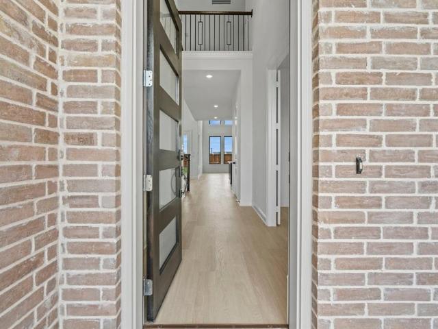 2833 Paddington Drive