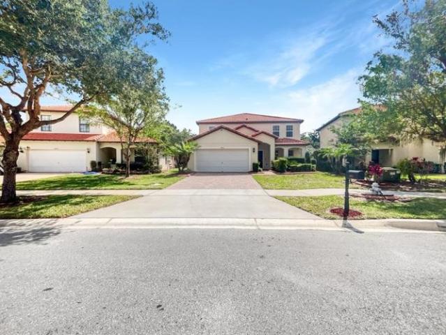 2833 Roccella Ct, Kissimmee, FL 34747