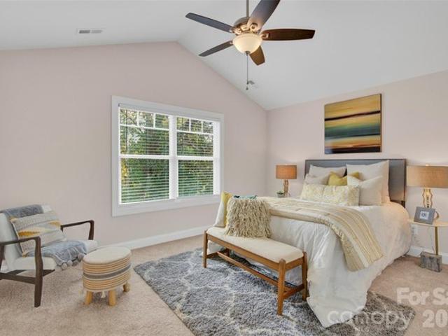 2833 Southwest Blvd, Charlotte, NC 28216