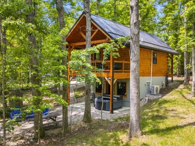 283 Cherry Blossom Cir, Clay City, KY 40312