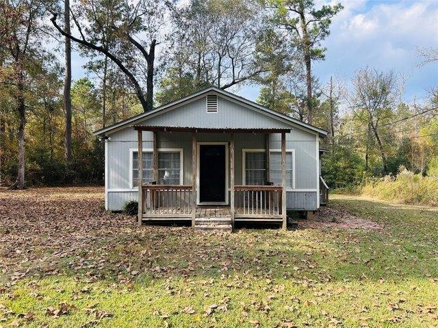 283 Bobwhite Ln, Livingston, TX 77351