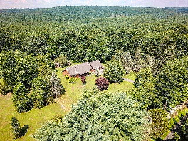 283 E Plymouth Rd, Plymouth, CT 06786