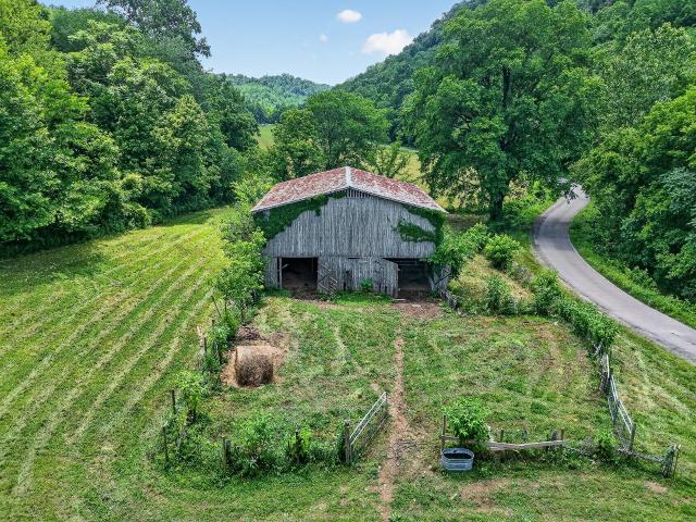 283 Hunting Creek Rd