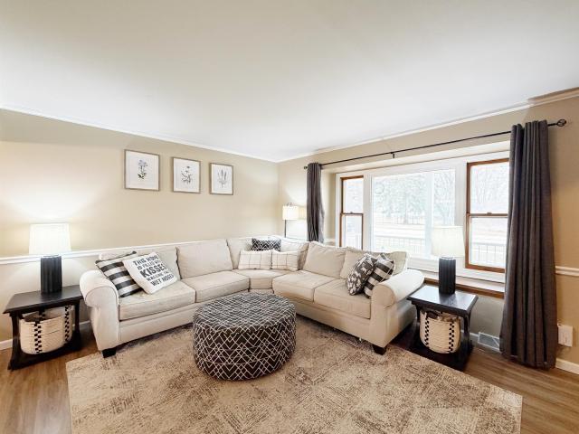 283 old pioneer road