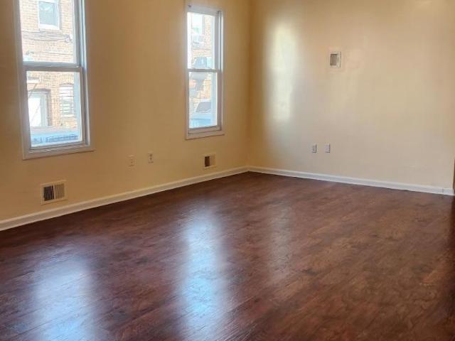 283 Lehigh Ave # 3