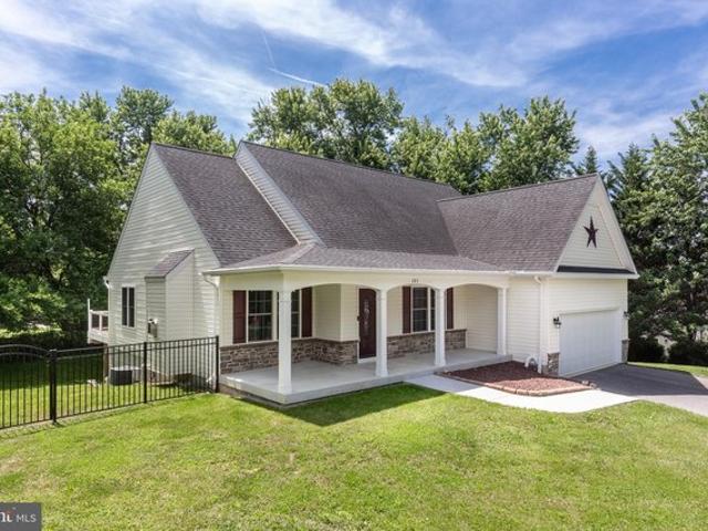 283 Maring Dr, Westminster, MD 21158