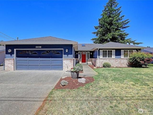 283 Meadow Dr, Camano Island, WA 98282
