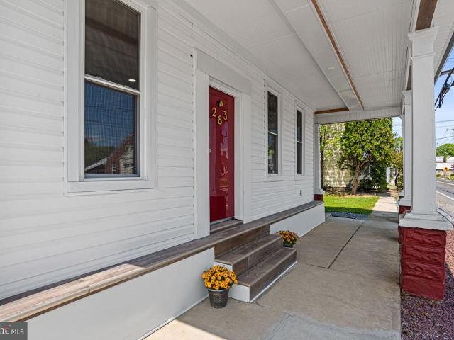 283 N Locust Point Road