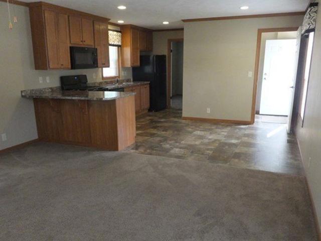 283 W Woodside Ter, Holland, OH 43528