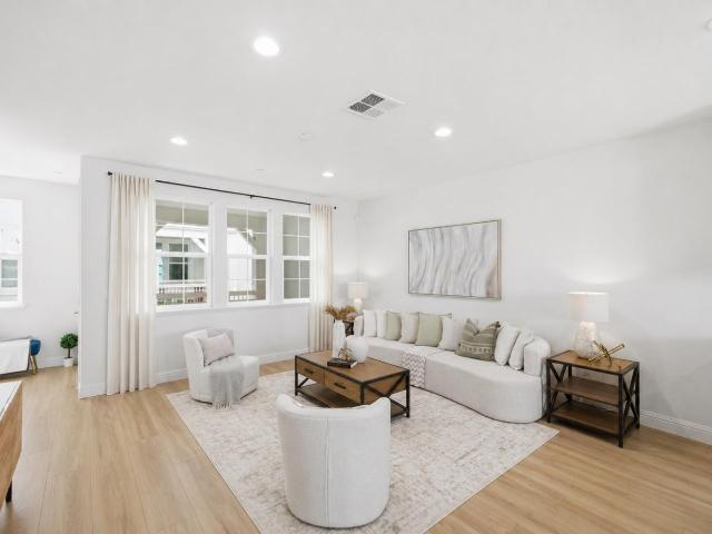 283 Wild Rose Way