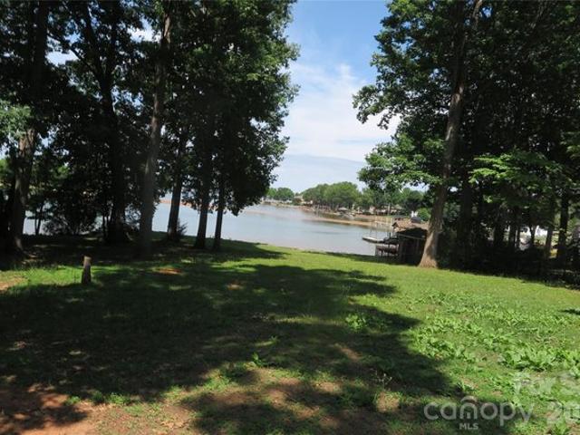 2844 Morris Ln, Denver, NC 28037