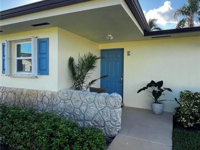 2844 Crosley Dr E, Unit E, West Palm Beach, FL 33415 | MLS #A11905 | Compass