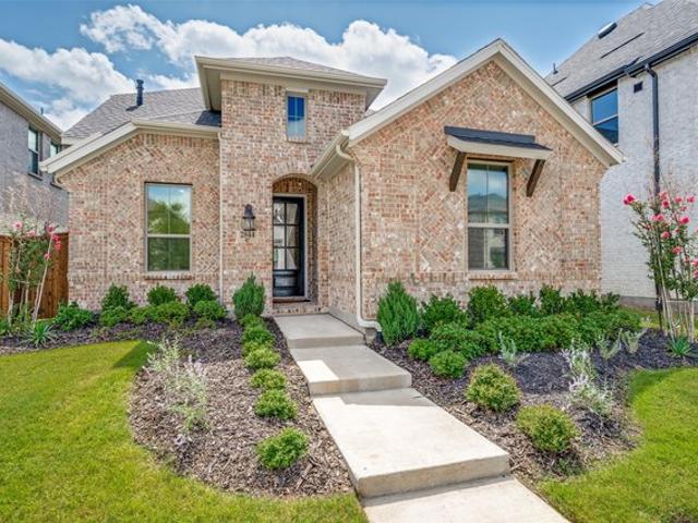 2844 Holland Ct, Celina, TX 75009
