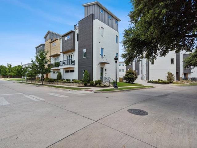 2844 Wingate St, Fort Worth, TX 76107
