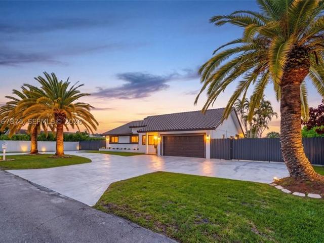 28451 SW 164th Ave, Homestead, FL 33033