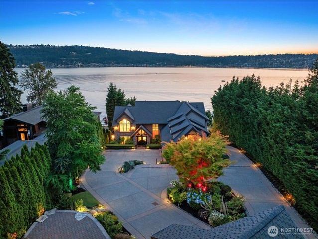 2845 E Lake Sammamish Pkwy SE, Sammamish, WA 98075