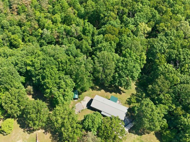 2845 Hillcrest Dr
