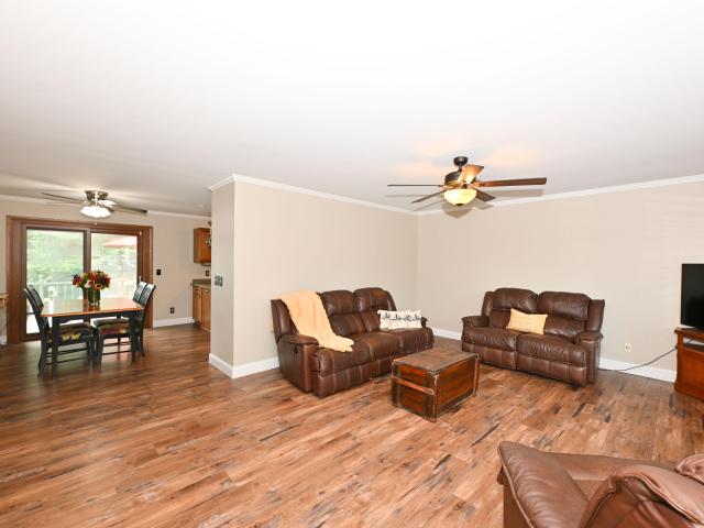 2845 Sandpiper Ln