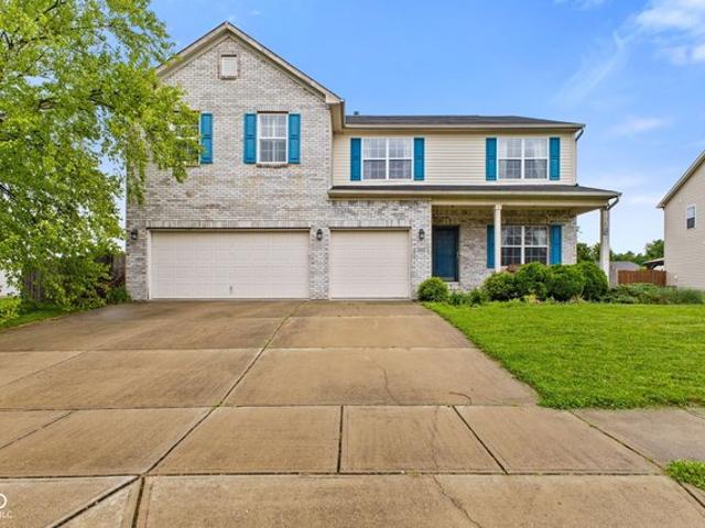 2845 Sleeping Ridge Way, Indianapolis, IN 46217