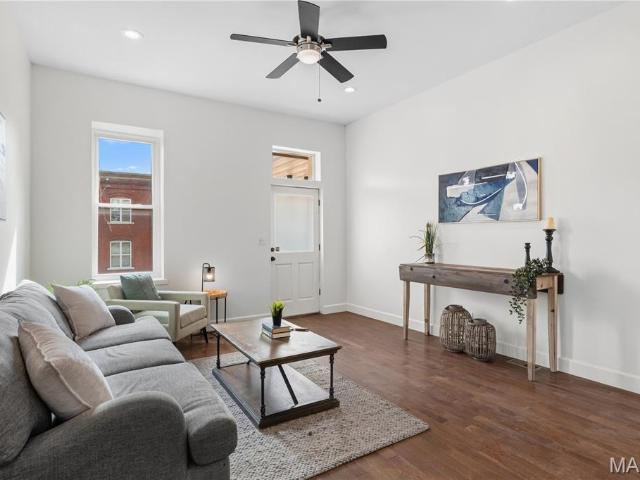 2845 Wyoming St, Louis, MO 63118 | MLS #26013 | Compass
