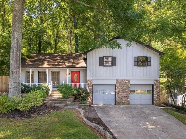 2845 Wood Forest Rd, Marietta, GA 30066