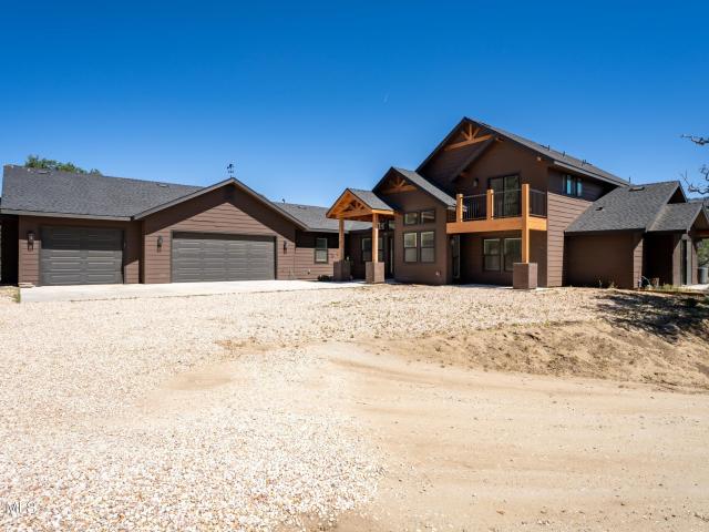 28460 Ridgeview Court