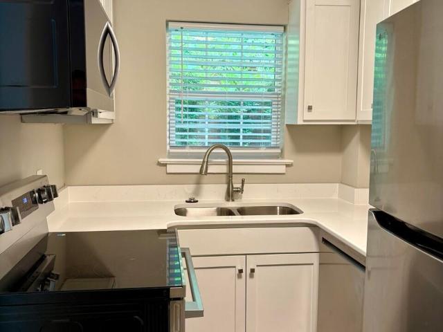 2846 Walton Way # 7