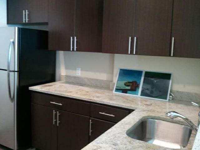 $2846 / 1br 745ft² Make Me Your Own Oasis, Make Me Home 1 Bedroom Luxury Living