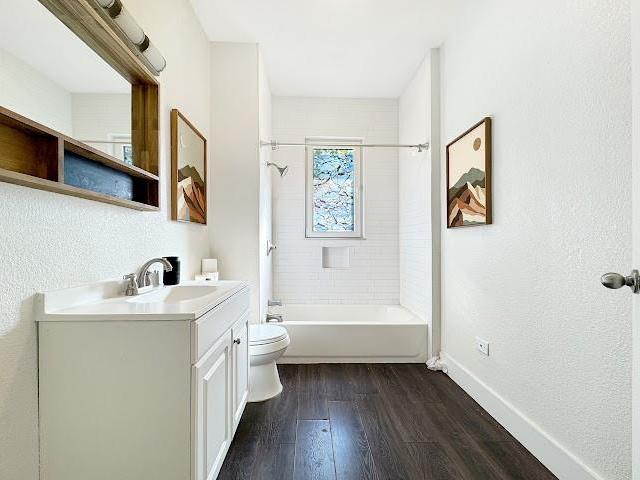 2847 Metropolitan Avenue