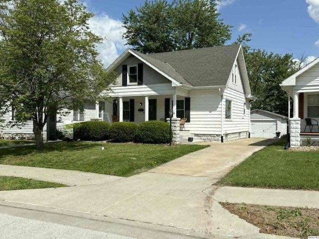 2847 Elm St, Quincy, IL 62301