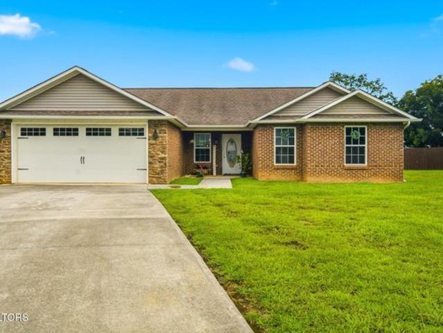 2847 English Valley Ln, Sevierville, TN 37876