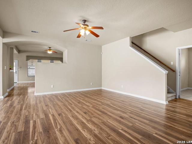 2847 Lakehills
