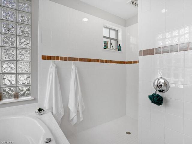 2847 Tiburon Blvd E, Unit 8101, Naples, FL 34109 | MLS #226004