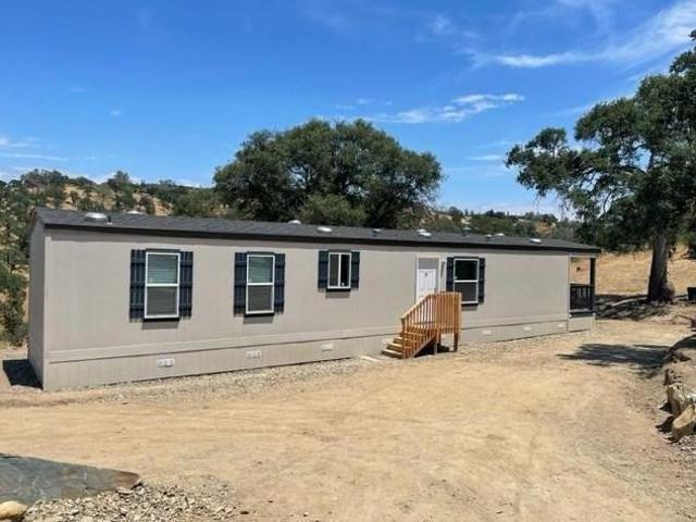 2847 Zarzamora St, La Grange, CA 95329