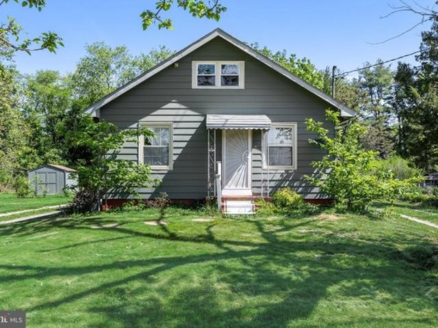 2848 Menantico Rd, Vineland, NJ 08361