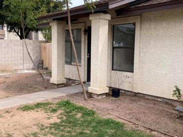 2848 E Capri Cir #4, Mesa, AZ 85204