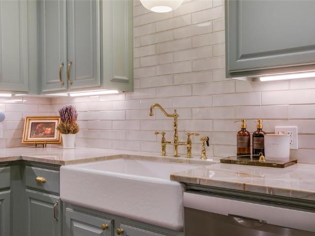 2848 Woodside Street # 7A