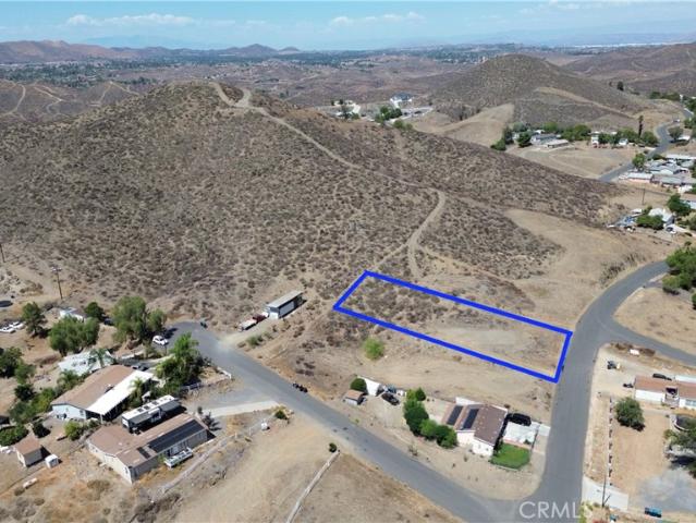 28495 Hampshire Dr, Menifee, CA 92587 | MLS #SW25199